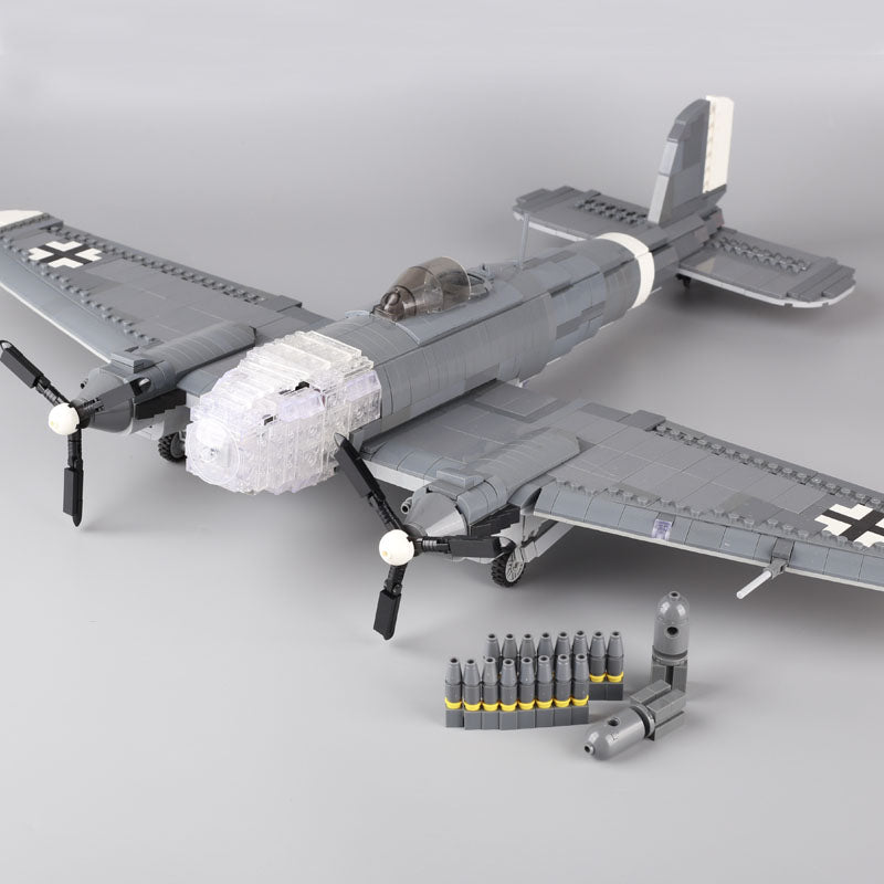 WW2 German Luftwaffe Heinkel He 111 Bomber — Brick Block Army