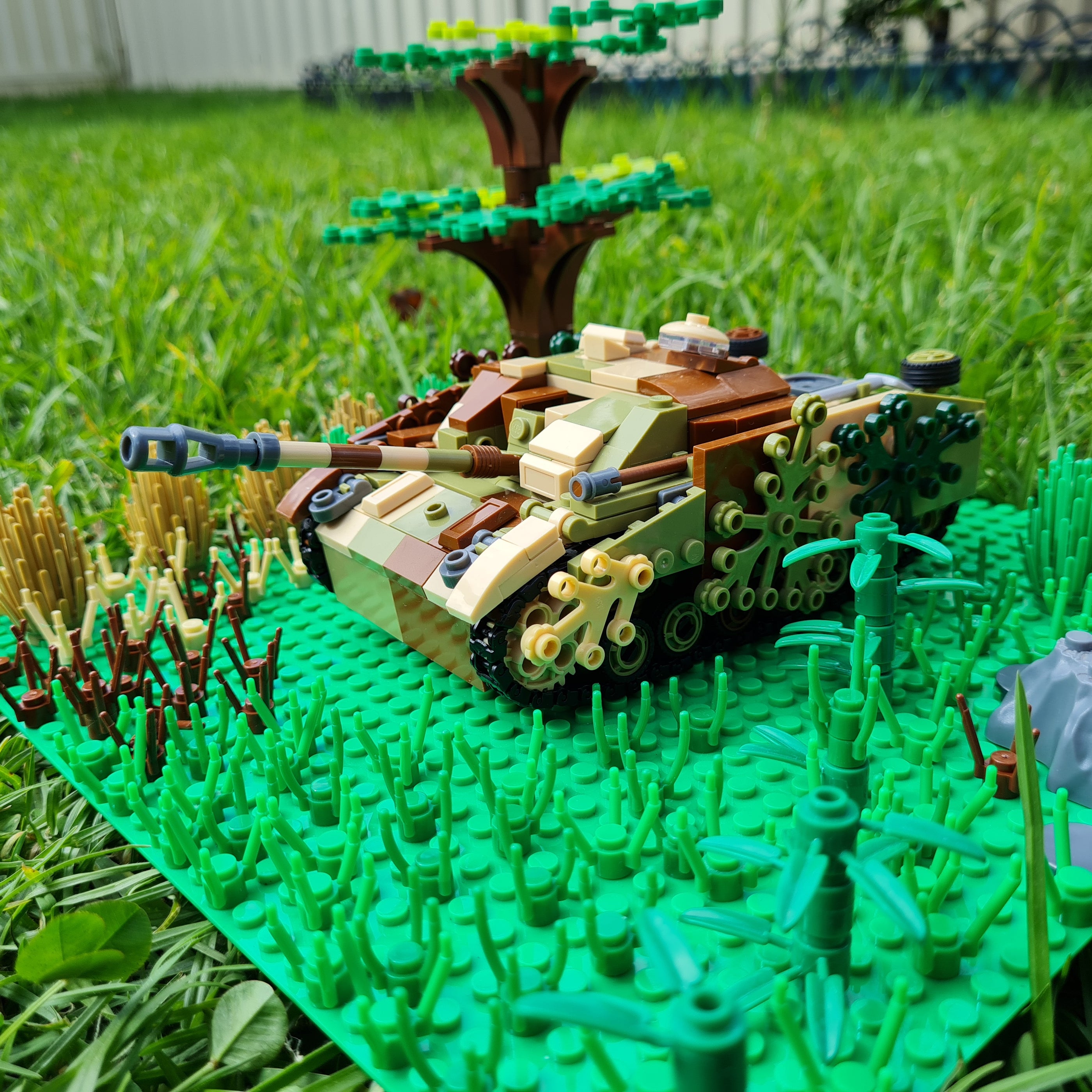 WW2 German StuG III Ausf. G Assault Gun — Brick Block Army